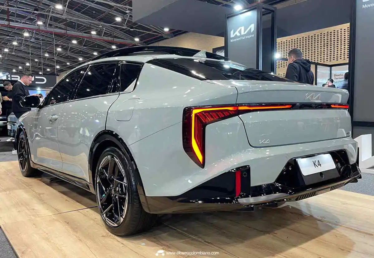 Kia K4 2025: el sedán que busca liderar el mercado con diseño y ...